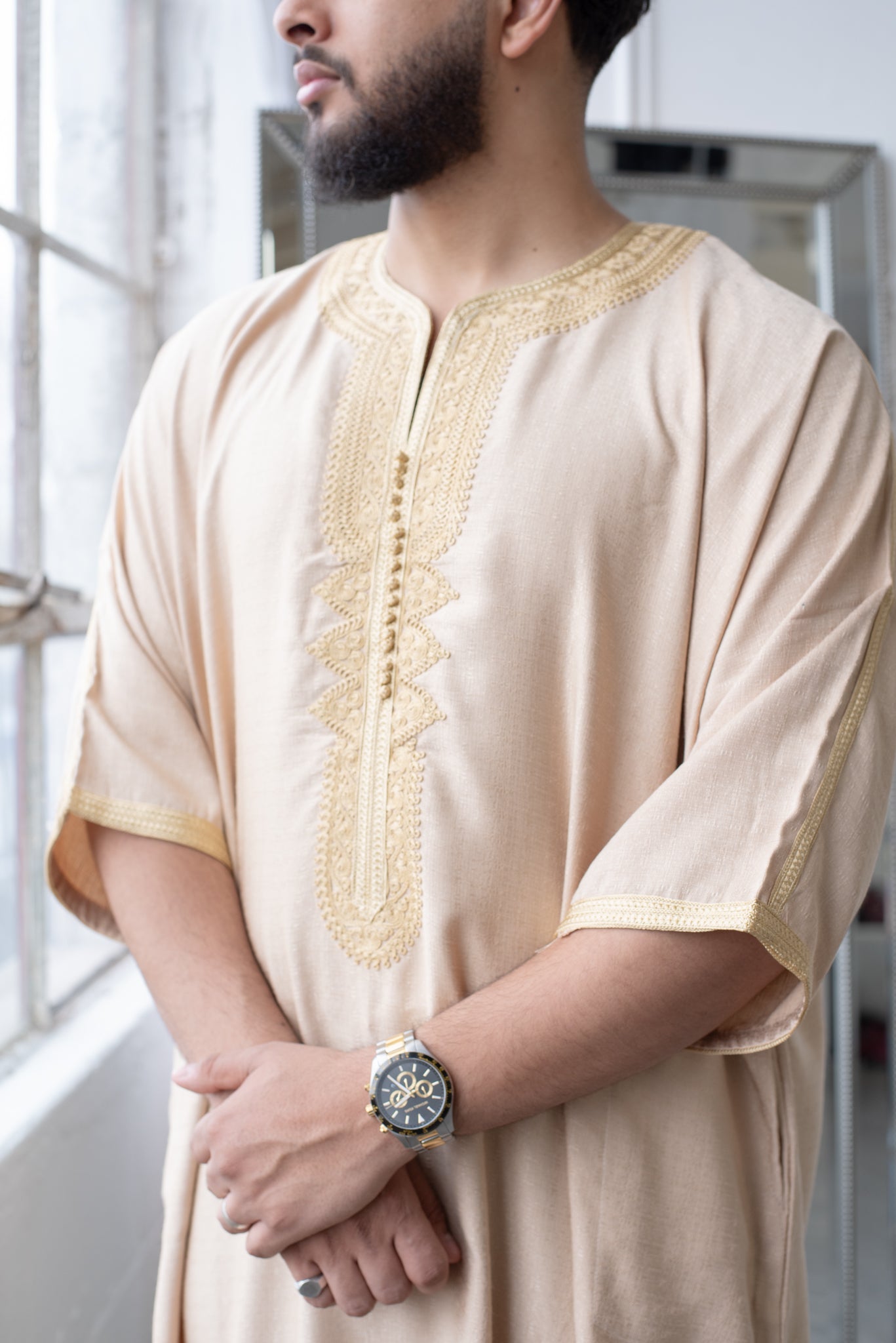 Moroccan 3/4 Sleeve Thobe (Cosmic Latte)